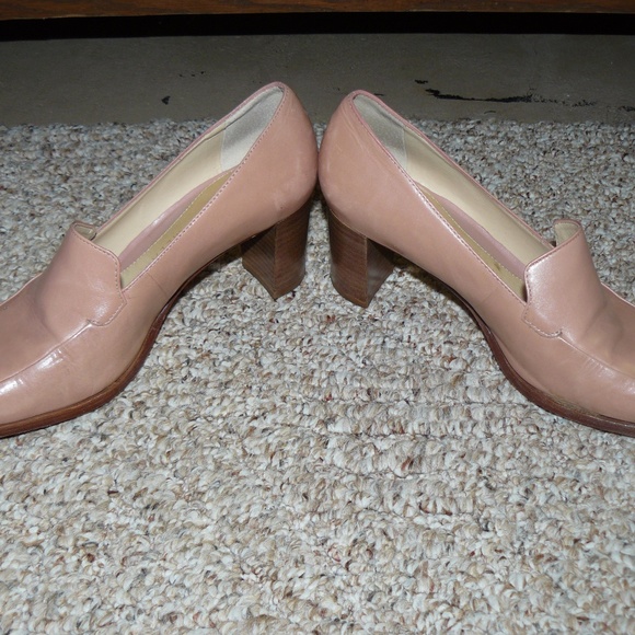 ANTONIO MELANI | Shoes | Antonio Melanie Blush Colored Pumps Size 75 ...